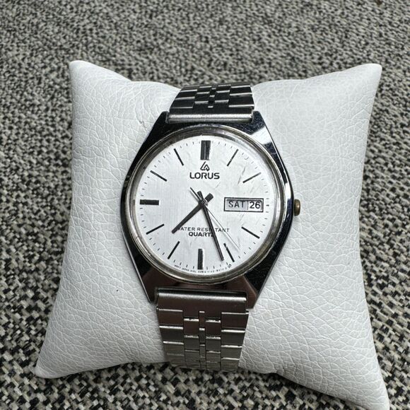 Lorus | Accessories | 98s Lorus By Seiko Mens Watch Y1438050 Quartz ...